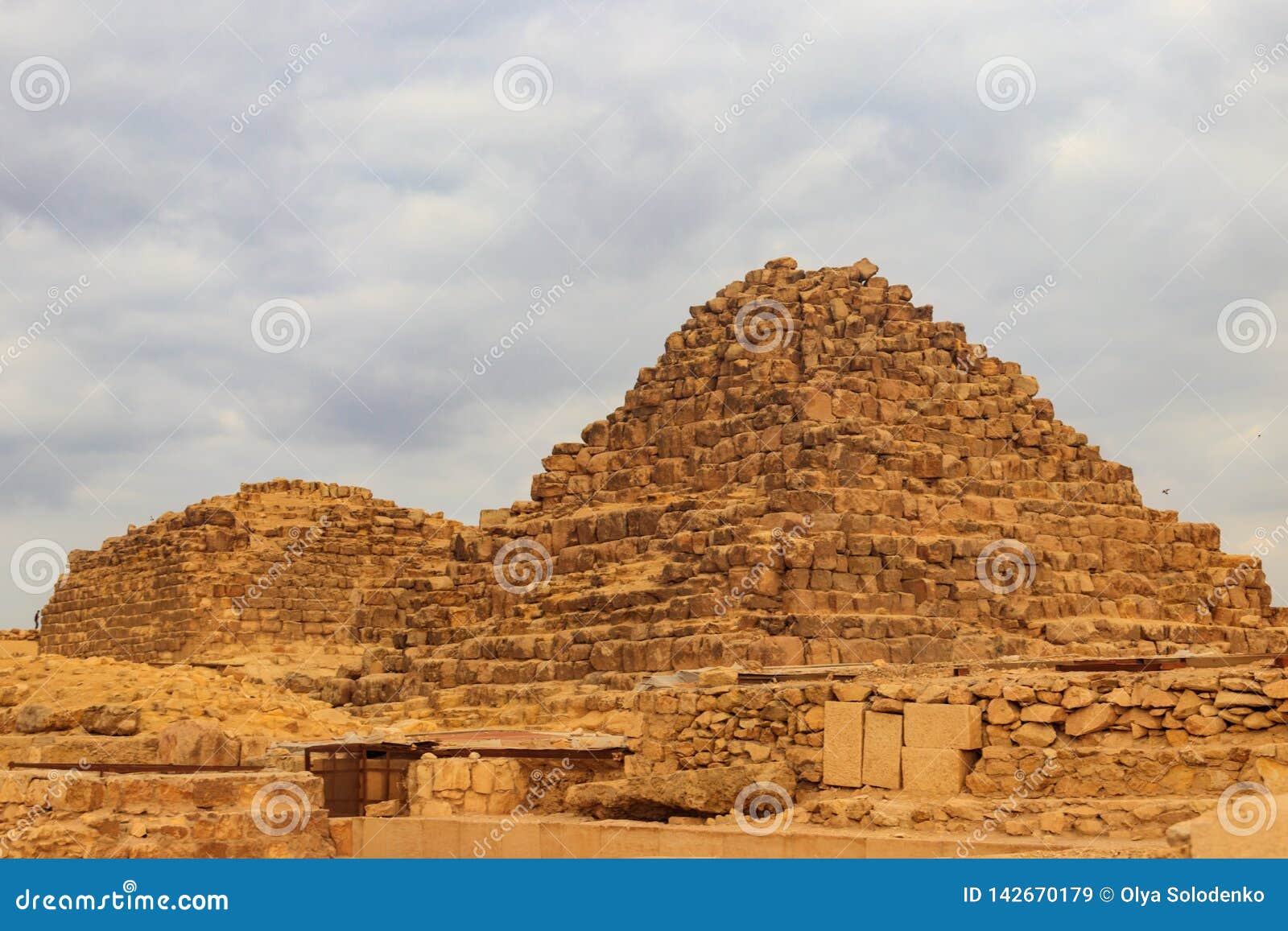 Subsidiary Pyramids in Giza Pyramid Complex in Cairo, Egypt Stock Image ...