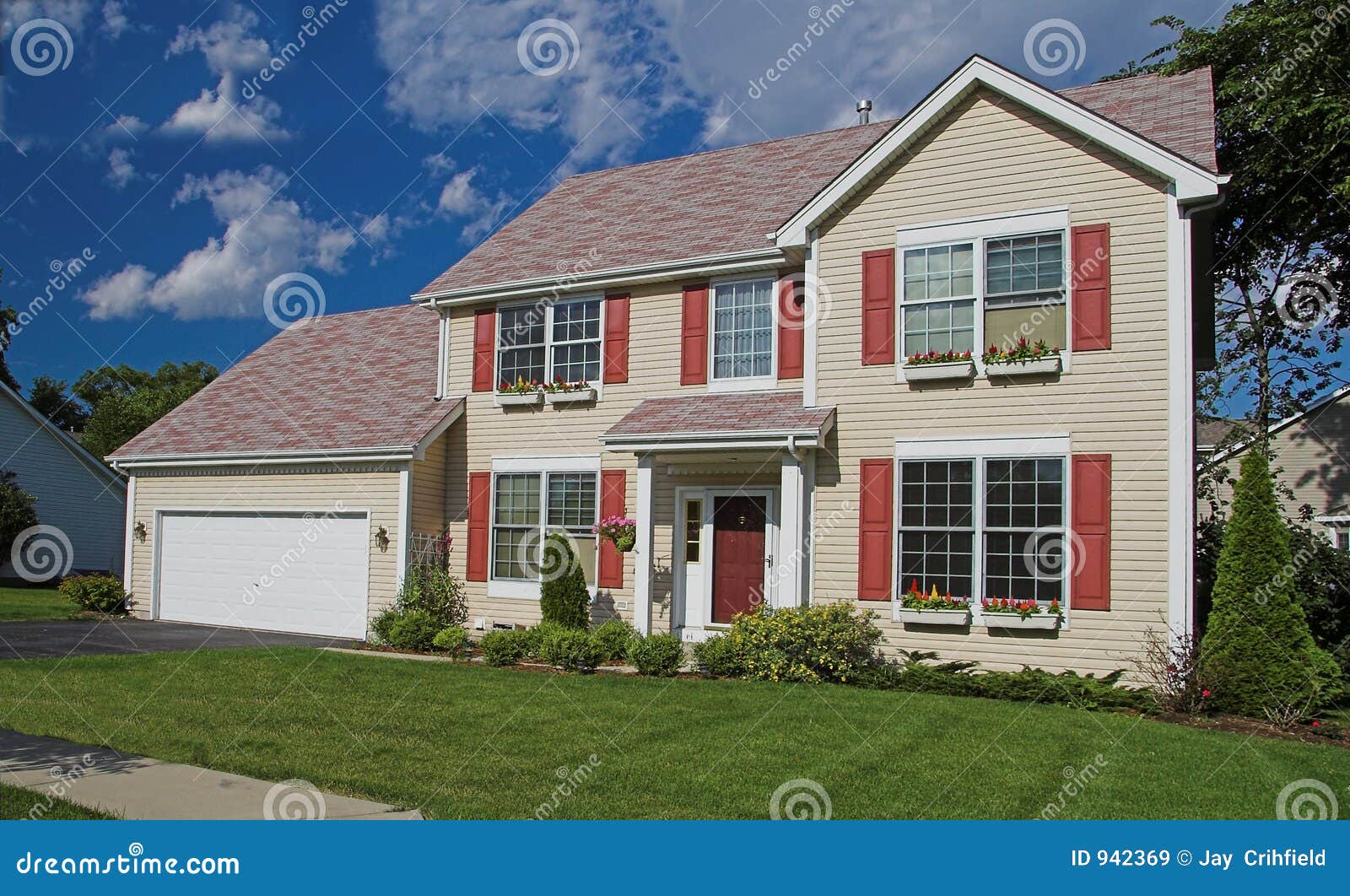 Suburban american home stock image. Image of edifice, construction - 942369