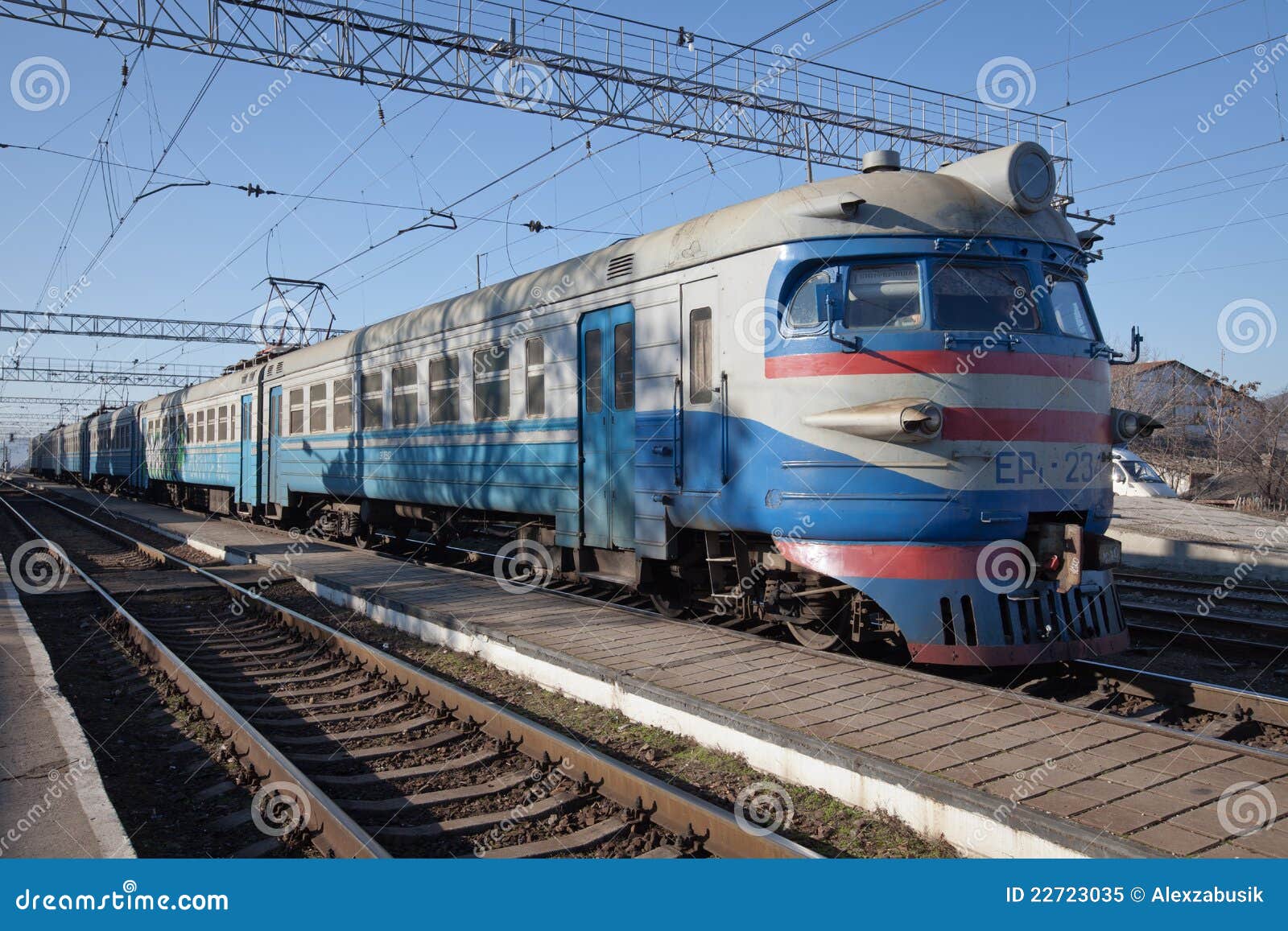 Suburban electric train editorial image. Image of railway - 22723035