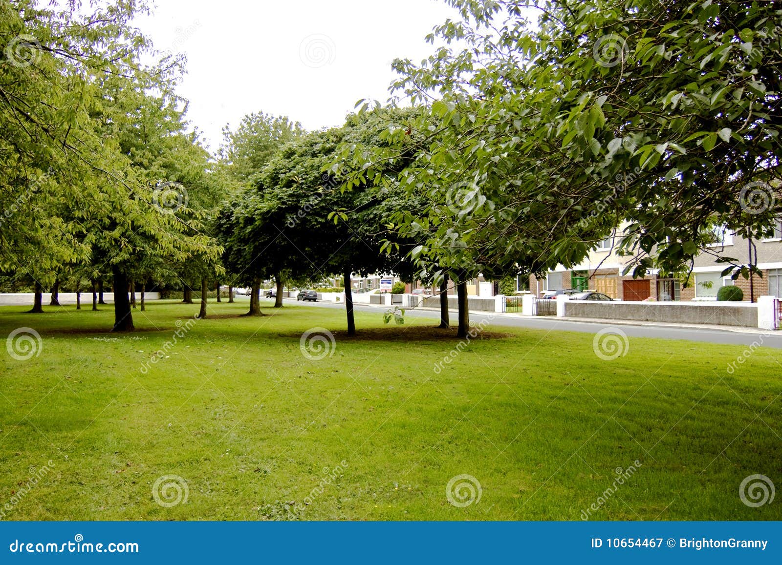 Suburban park space stock image. Image of suburbia, outskirts - 10654467