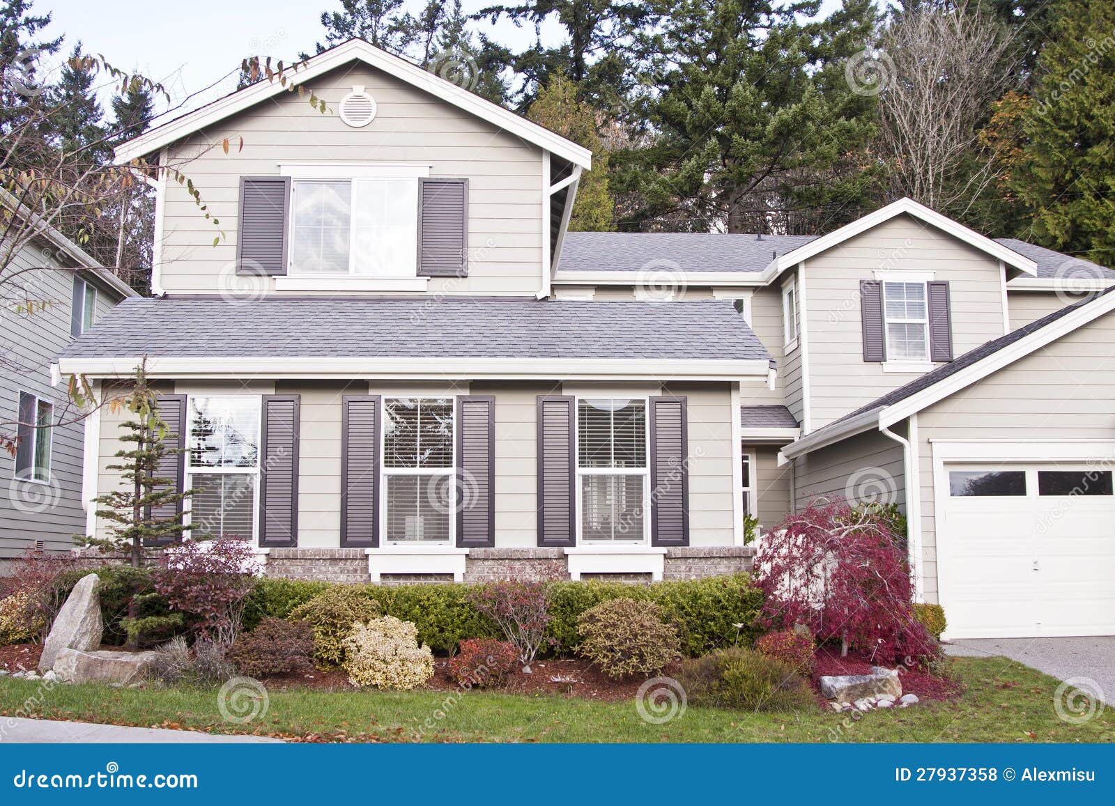 Suburban house stock photo. Image of prestige, exterior - 27937358