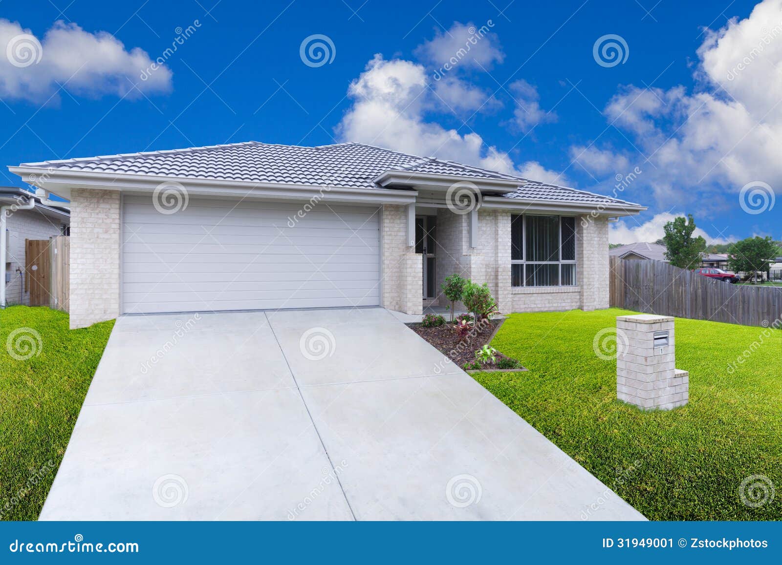 Suburban house front stock image. Image of sunny, exterior - 31949001