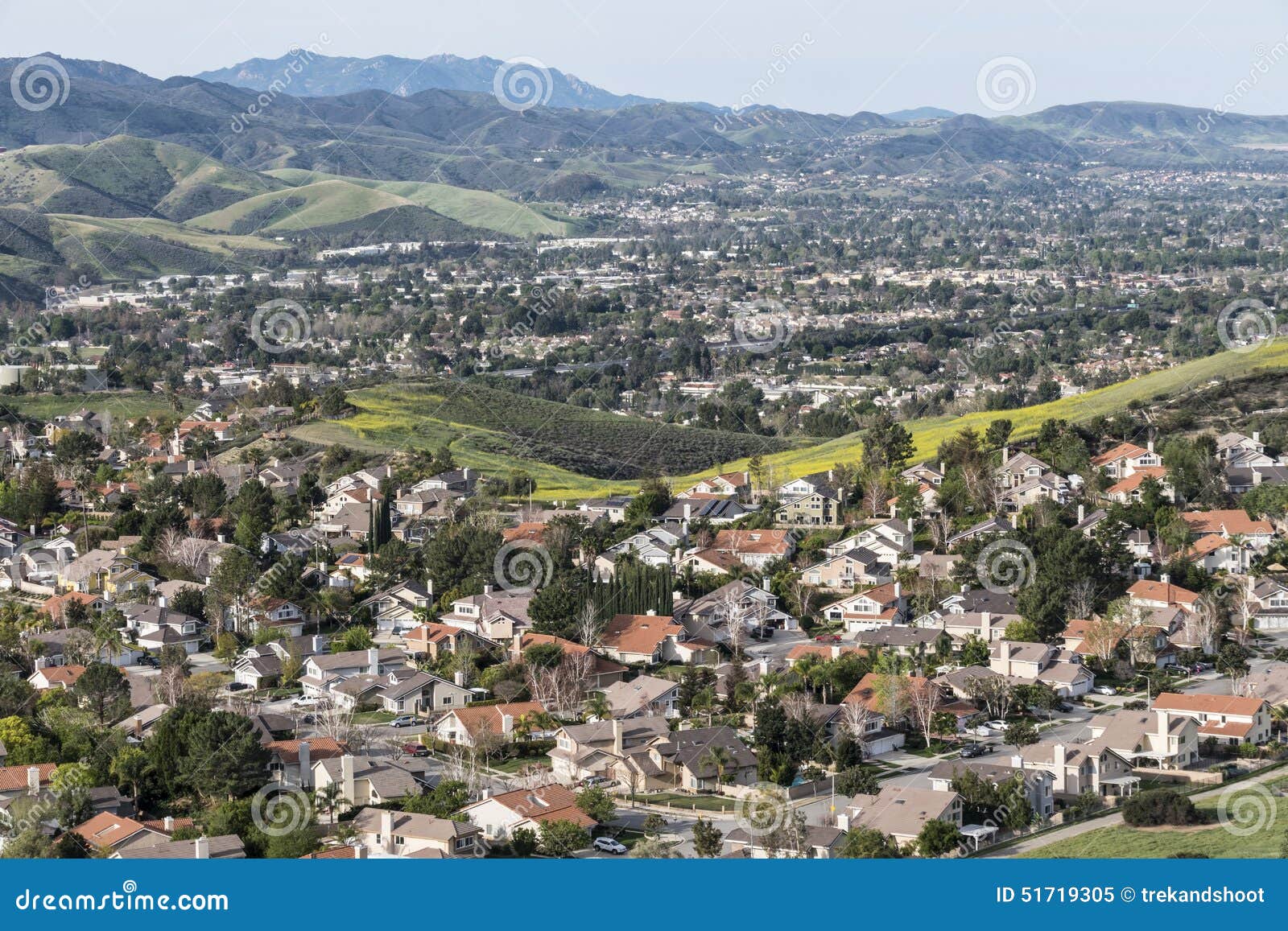 Suburbios Del Valle De California Imagen de archivo - Imagen de nadie ...