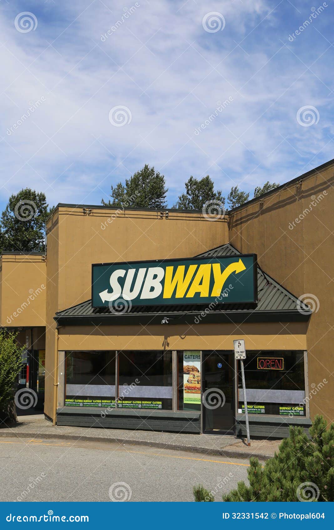 Subway editorial photography. Image of burger, mcdrive - 32331542
