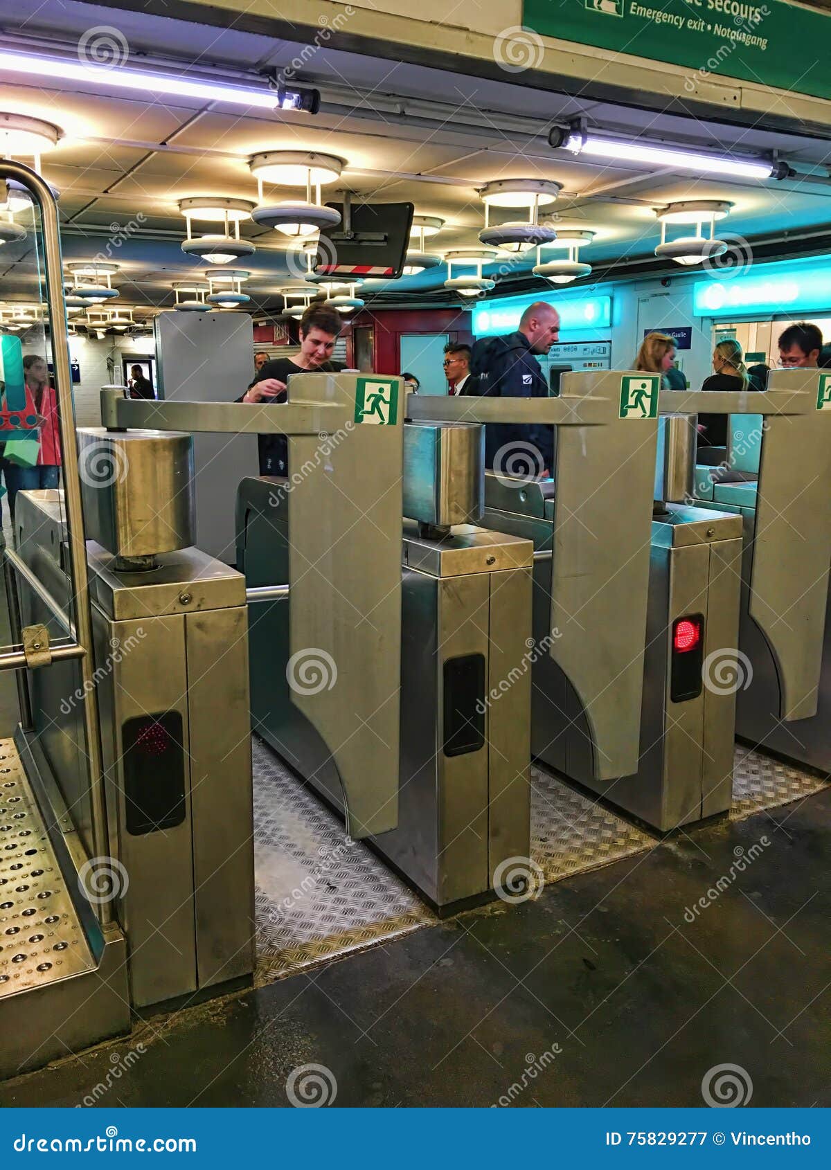 Subway Metro Gate Paris editorial photography. Image of metro - 75829277