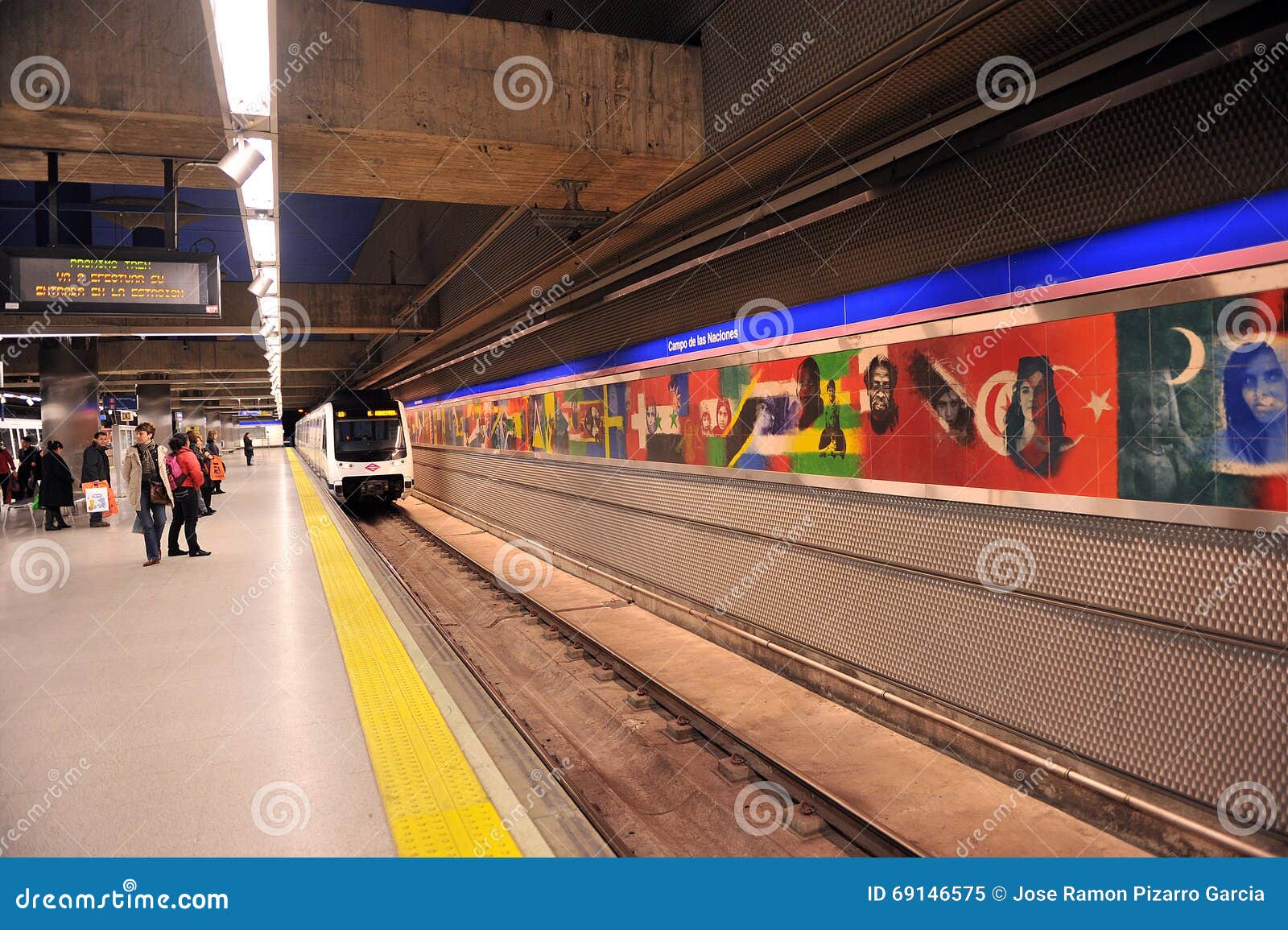 Subway Station in Madrid, Spain Editorial Image - Image of city, speed ...