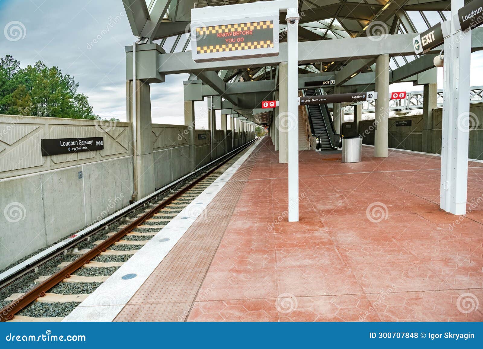 Subway Station Near Washington DC. Empty Station with a View of the ...