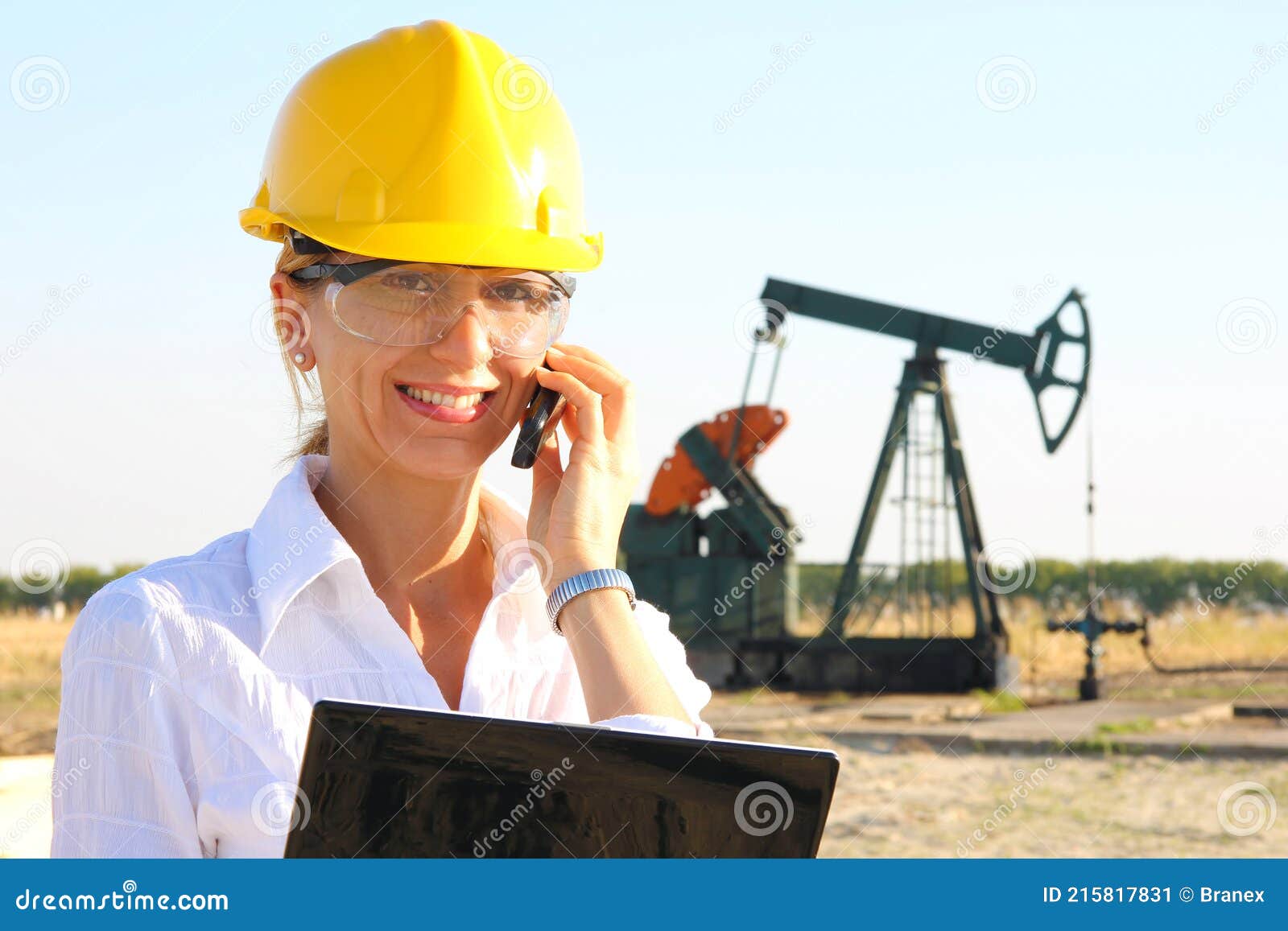 Successful Female Engineer Control the Operation of the Oil Pump Stock ...