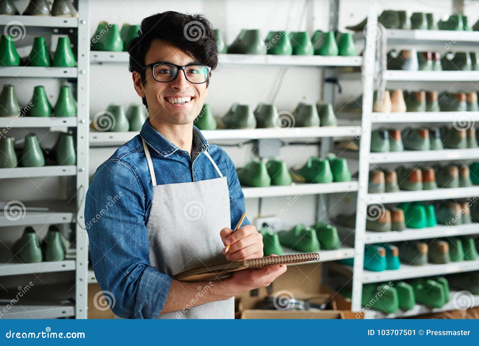 Designing footwear stock image. Image of craft, repairman - 103707501