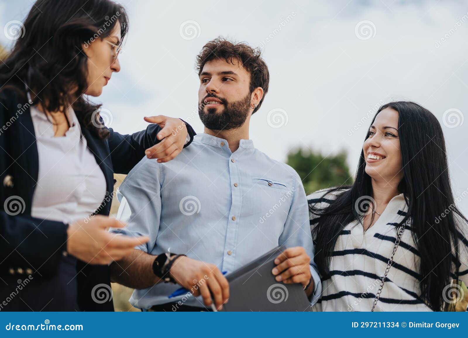 Successful University Students Exchanging Knowledge and Solving Tasks ...