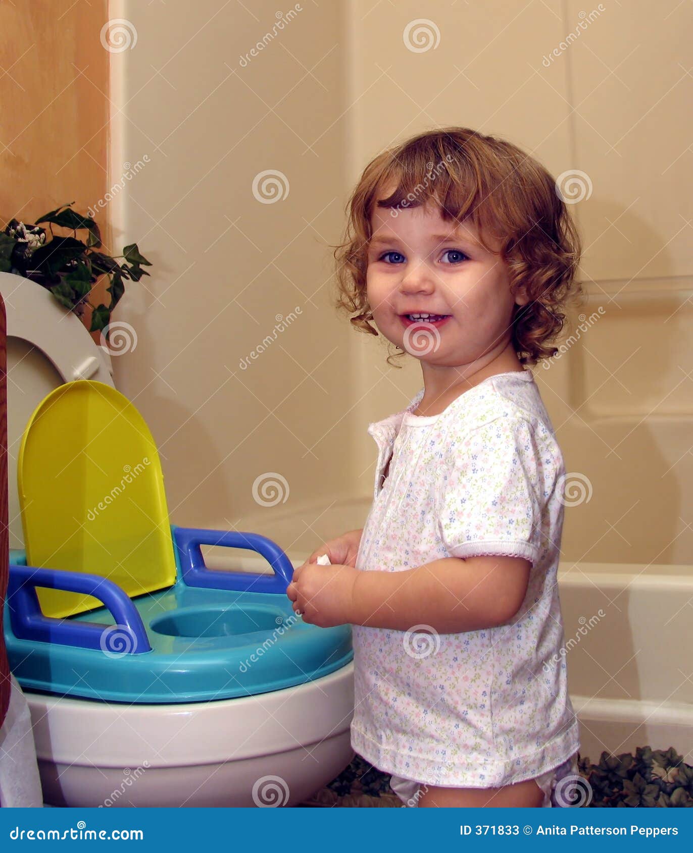 Sucesso Potty Do Treinamento Imagem de Stock - Imagem de aprendizagem ...