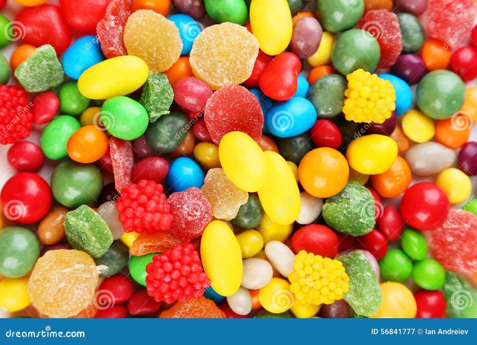 Sucreries image stock. Image du rouge, croquant, couleurs - 56841777