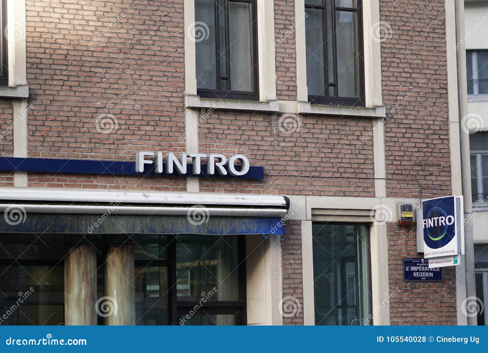 Sucursal Bancaria De Fintro Foto de archivo editorial - Imagen de ...