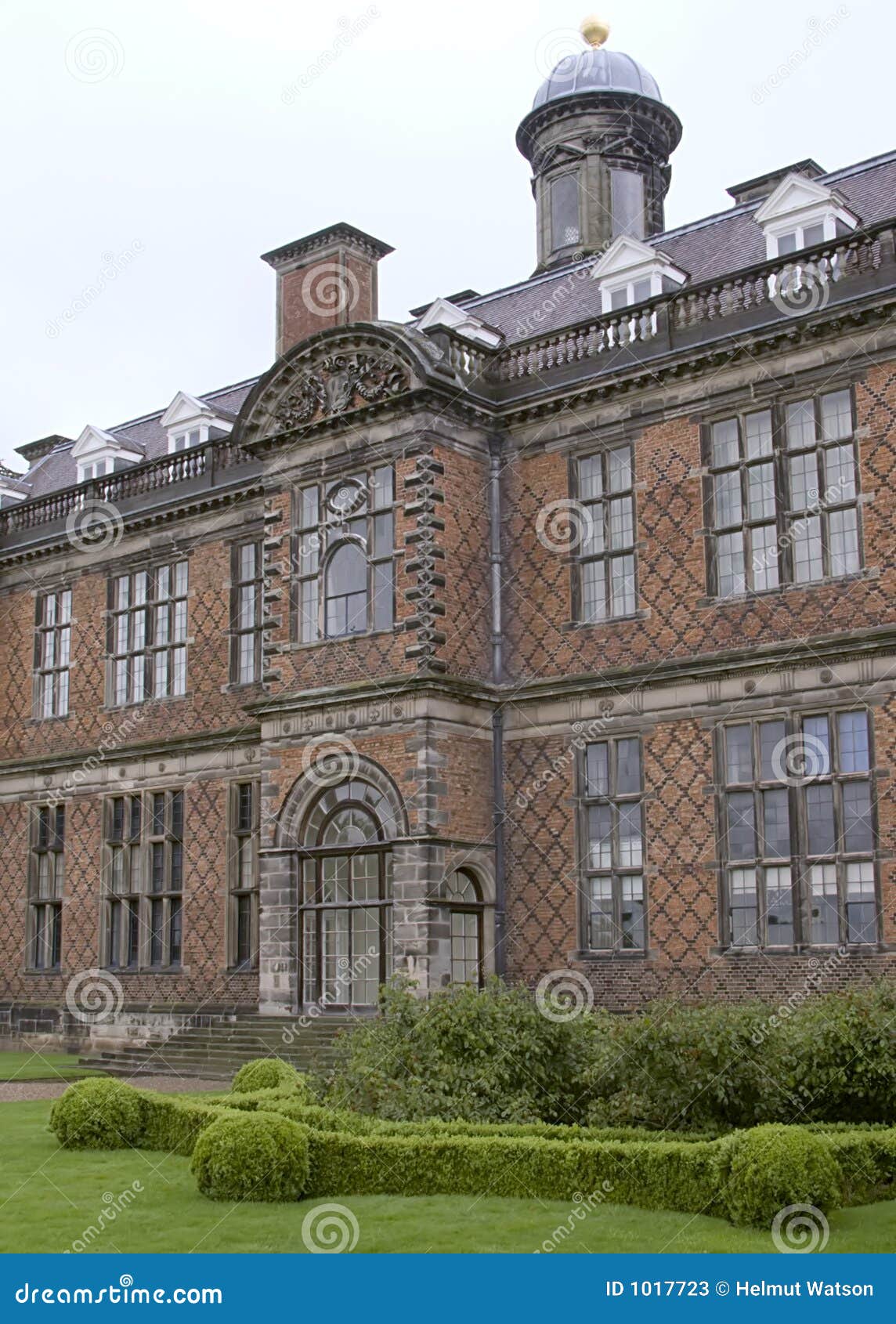 Sudbury Hall (front Entrance) Stock Image - Image of wealthy, tree: 1017723