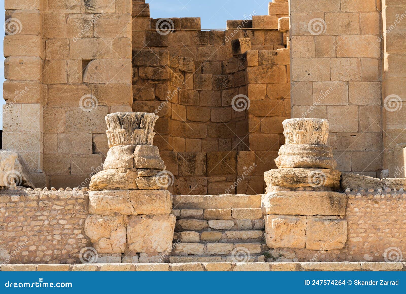 Sufetula Town, Modern Sbeitla, Tunisia Stock Photo - Image of build ...