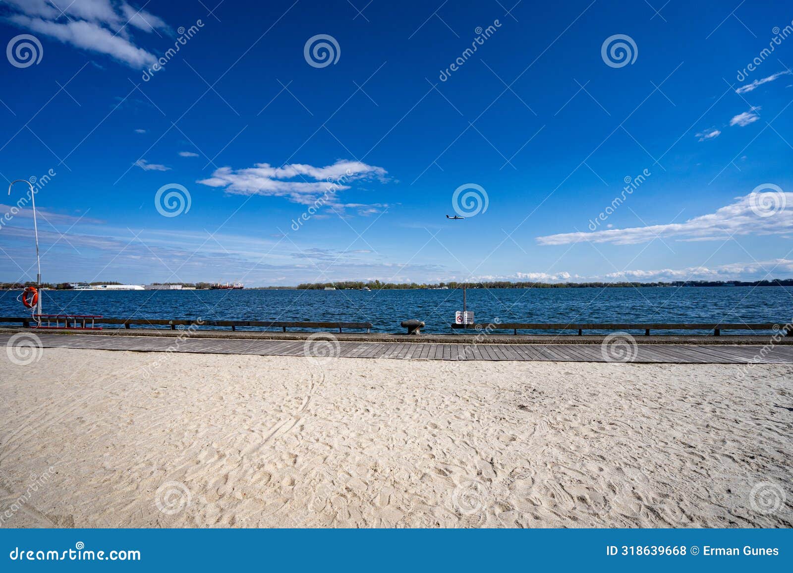 Sugar Beach is an Urban Beach Park in Toronto Stock Photo - Image of ...