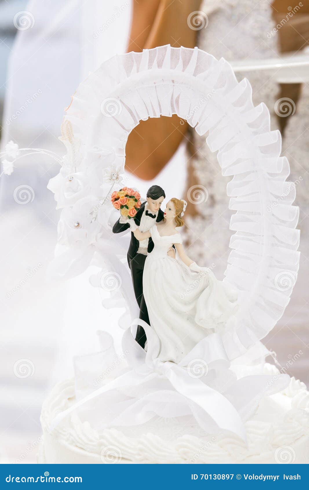 Sugar Couple on Wedding Cake Stock Image - Image of elegant, design ...