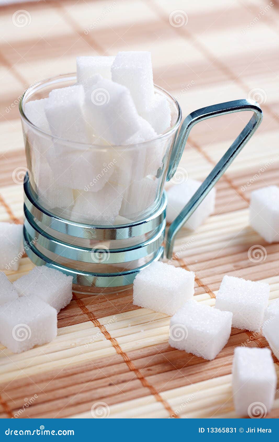 Sugar cube in cup stock image. Image of ingredient, sweet - 13365831