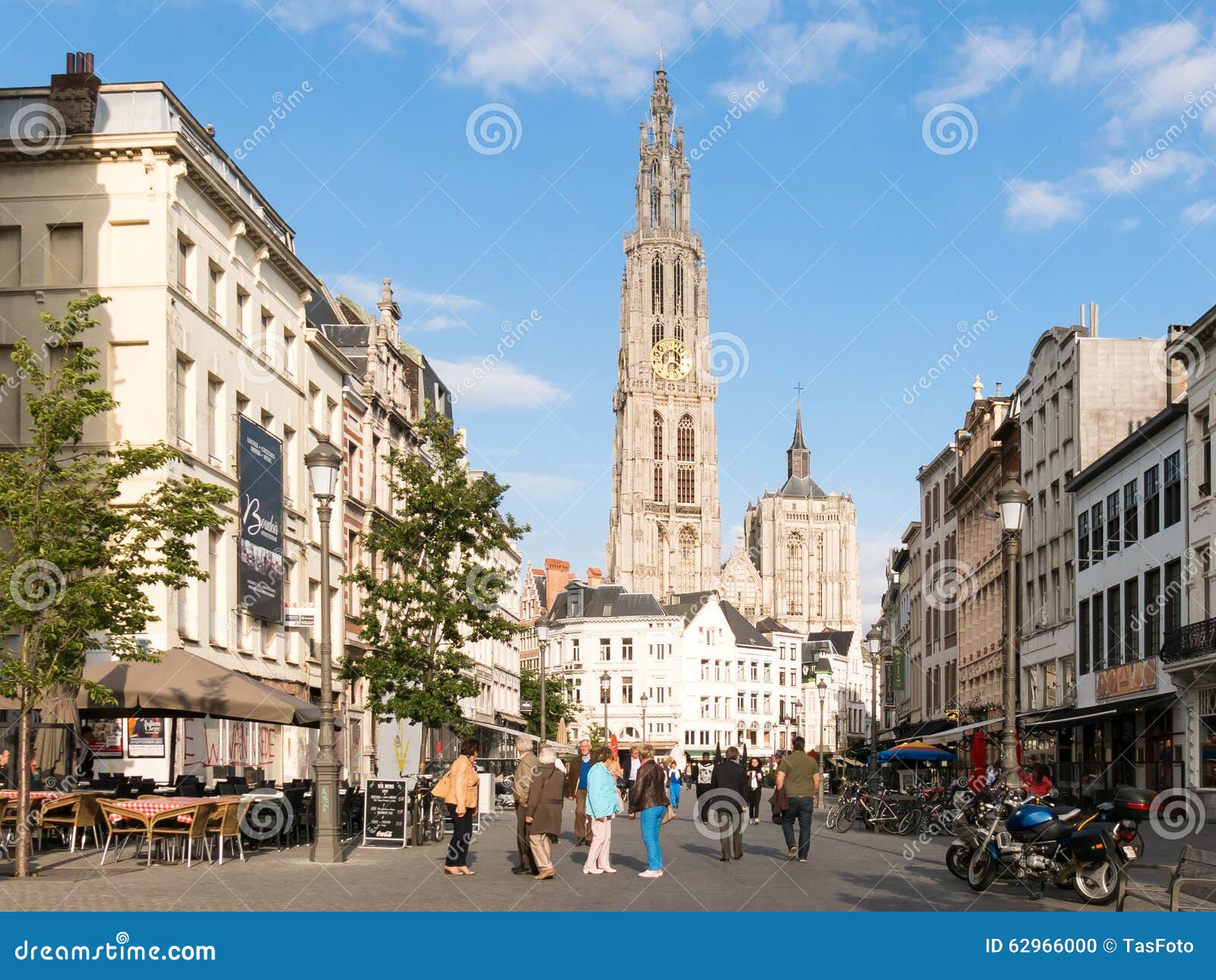 Suikerrui E Cattedrale a Anversa, Belgio Immagine Editoriale - Immagine ...