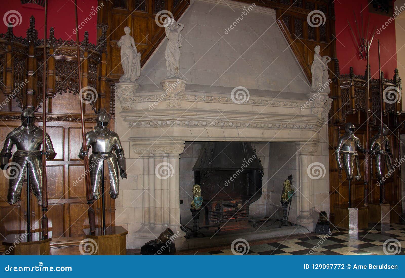 A Suit of Armor in Edinburgh Castle Editorial Photography - Image of ...