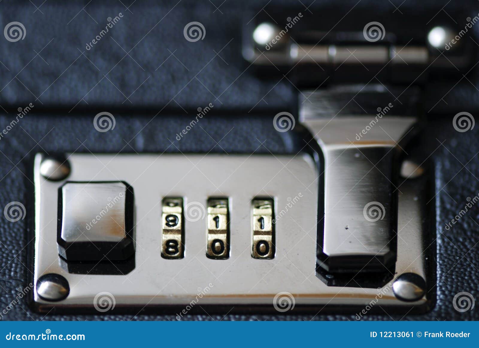 Suitcase fastener stock image. Image of code, nahaufnahme - 12213061