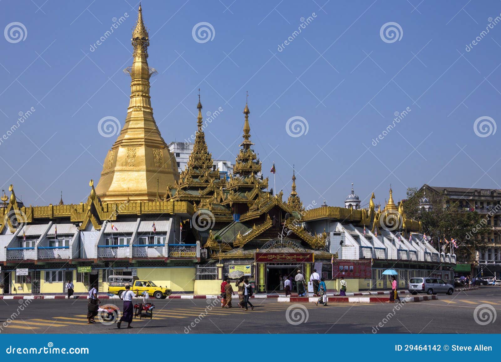 Sule Pagode - Rangun - Myanmar Redaktionelles Stockfotografie - Bild ...