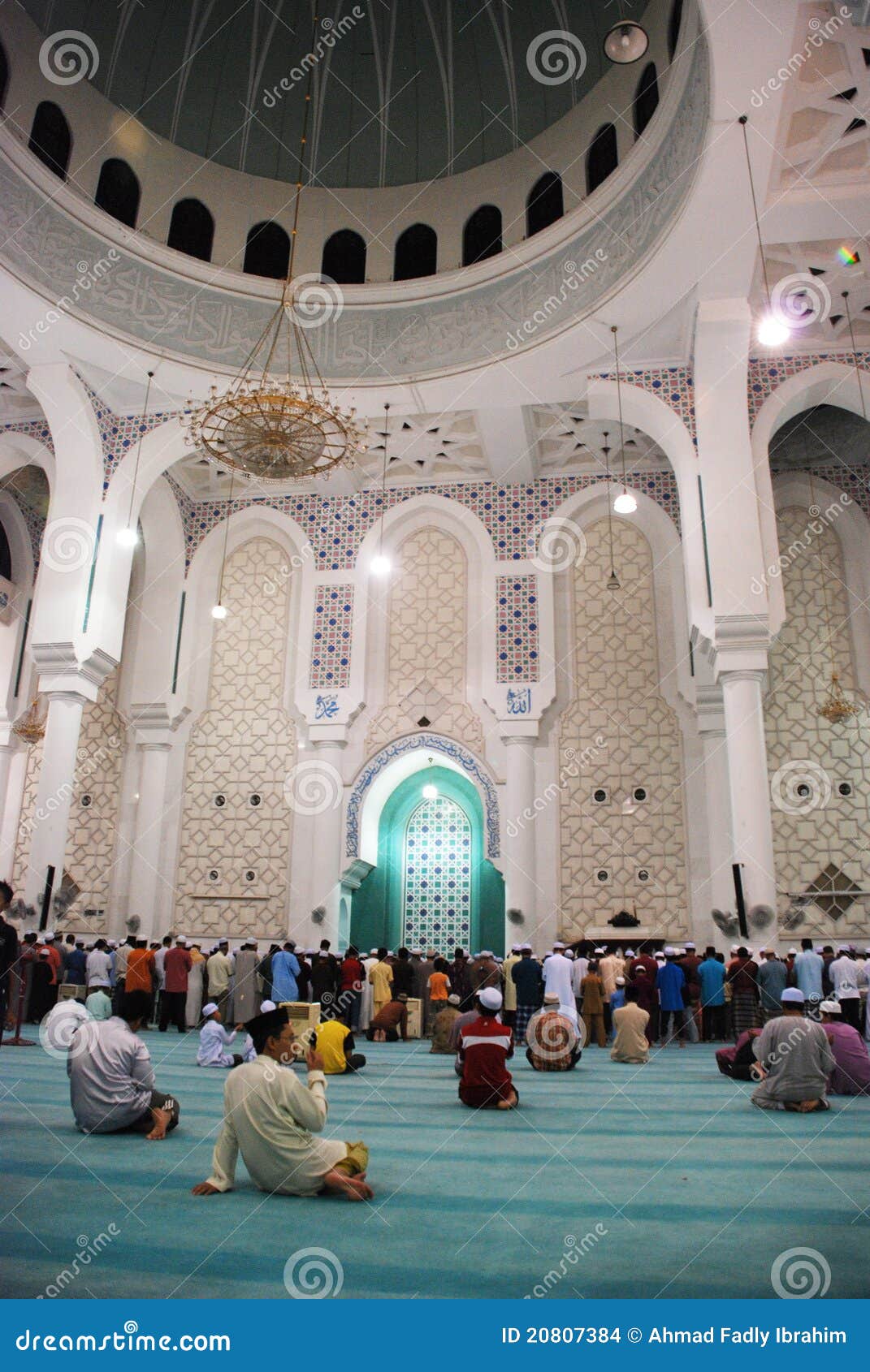 Sultan Ahmad I Mosque, Kuantan, Pahang Editorial Stock Image - Image of ...