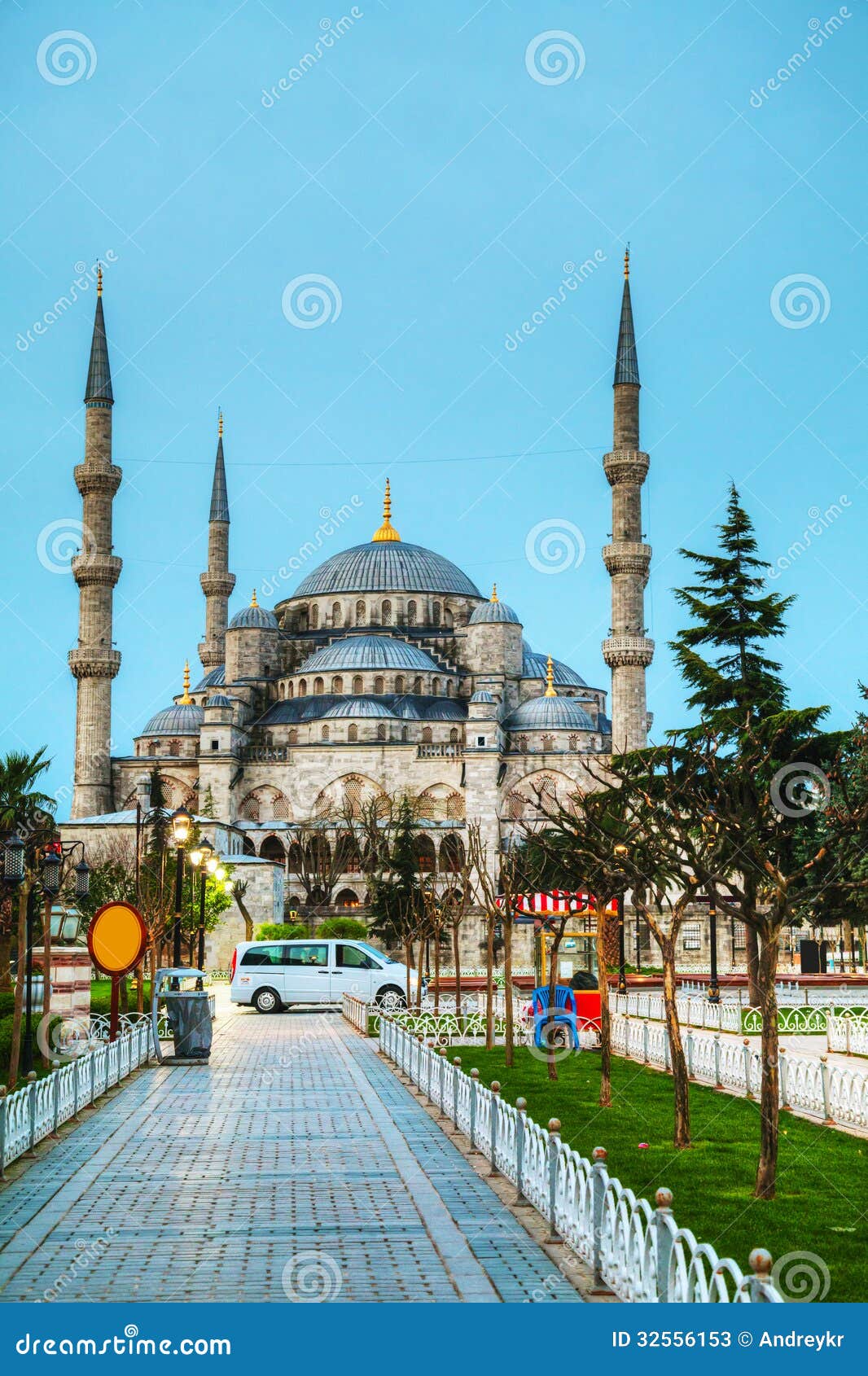 Sultan Ahmed Mosque (Blue Mosque) in Istanbul Stock Image - Image of ...