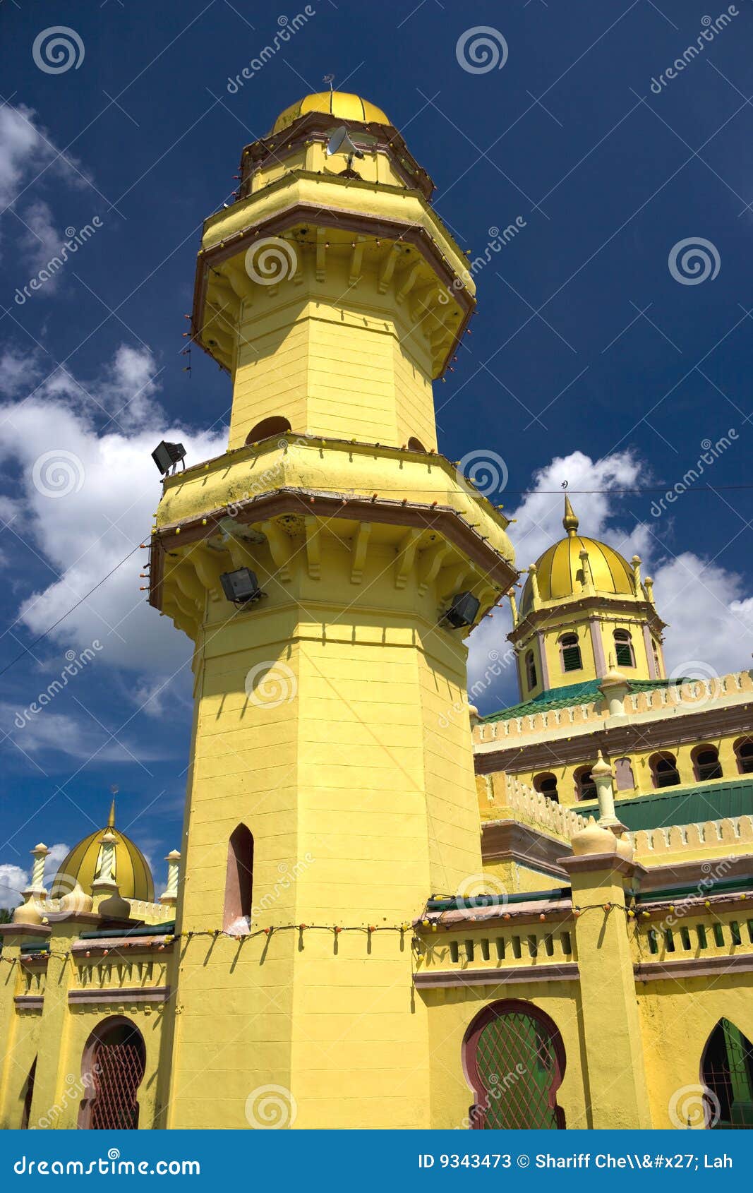 Sultan Alaeddin Mosque, Malaysia Stock Image - Image of holy, yellow ...