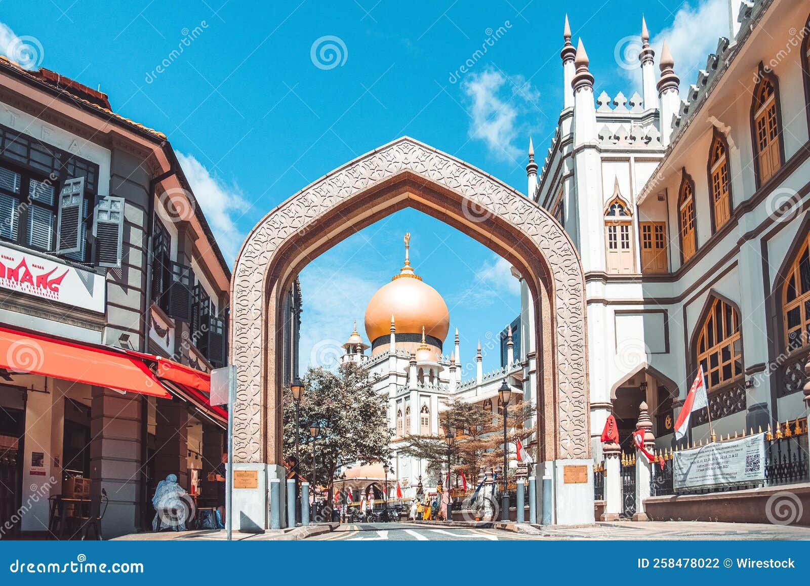 Sultan Mosque in Singapore editorial photography. Image of europe ...