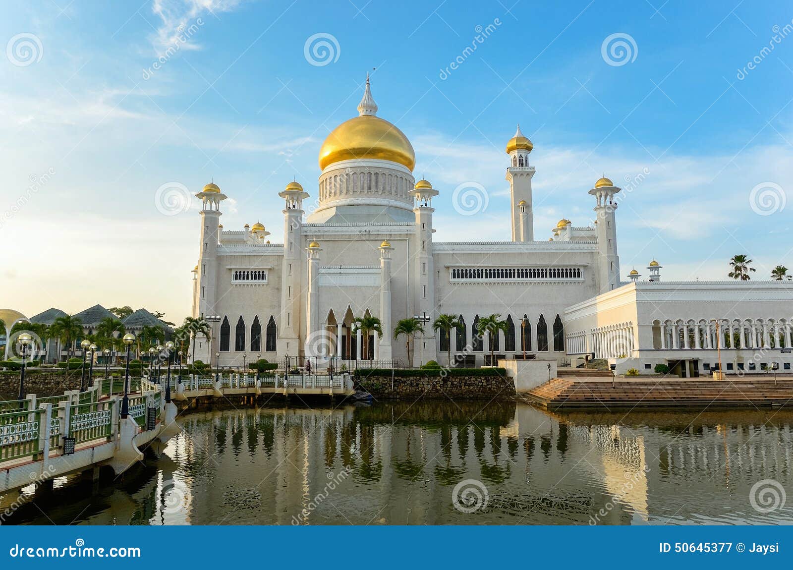 Sultan Omar mosque, Brunei stock image. Image of mosque - 50645377