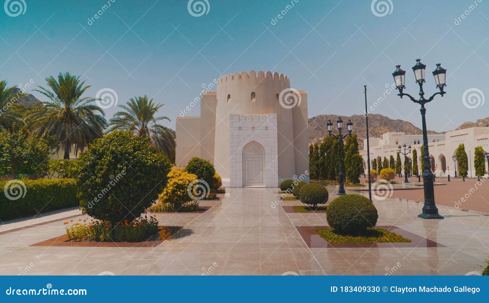 Al Alam Palace stock photo. Image of sultans, palace - 183409330