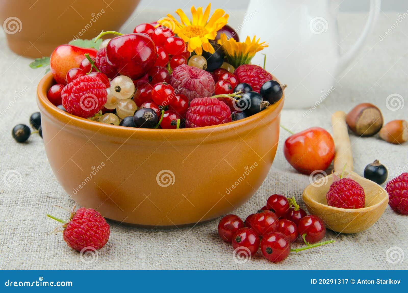 Summer berries stock image. Image of dish, horizontal - 20291317
