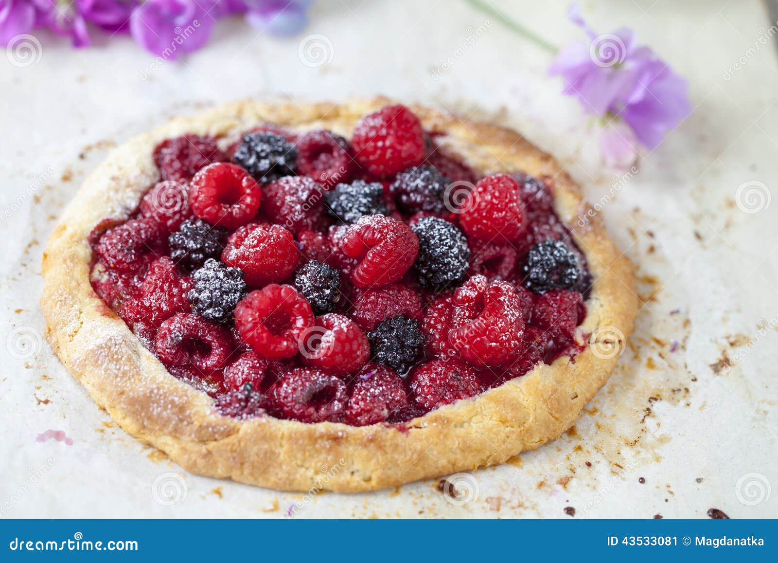 Summer berry tart stock image. Image of tart, pudding - 43533081