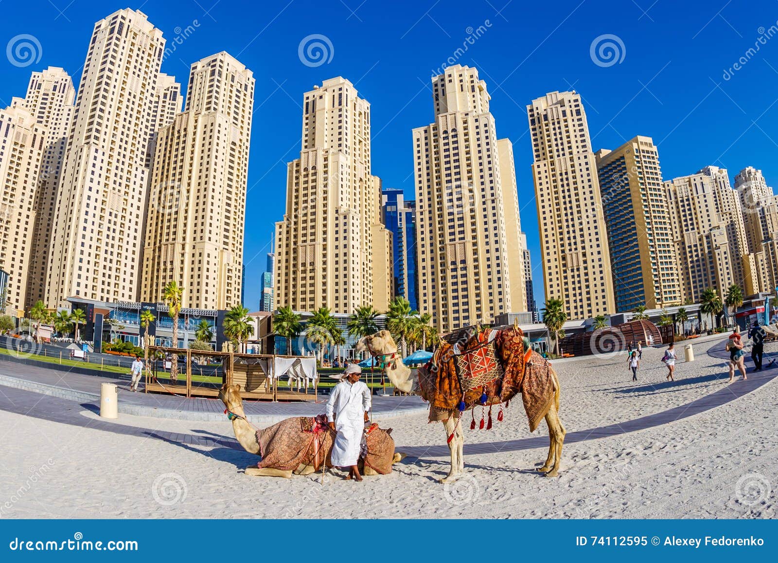 Summer in Dubai, UAE editorial image. Image of skyscraper - 74112595