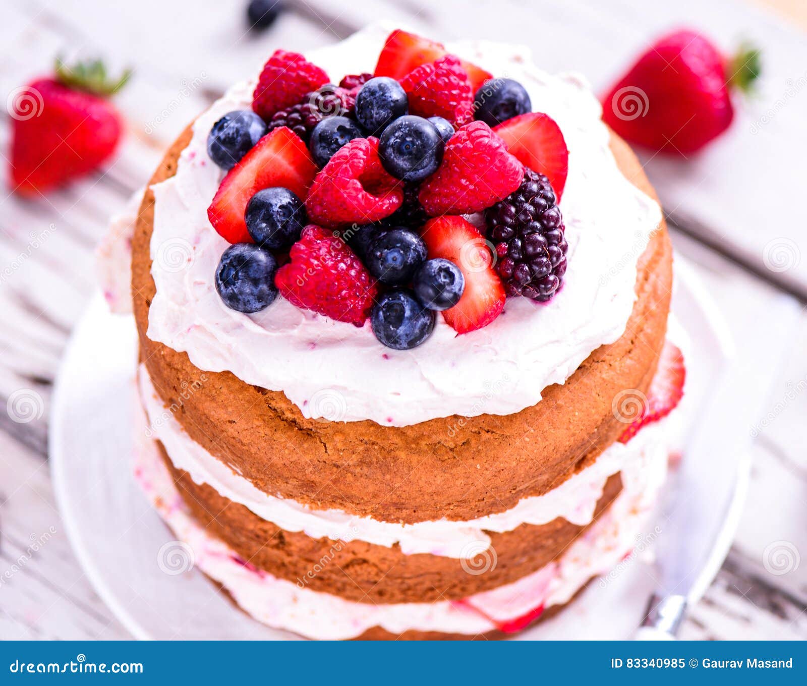 Summer Fruit Cake with Berries and Cream Stock Image - Image of berries ...