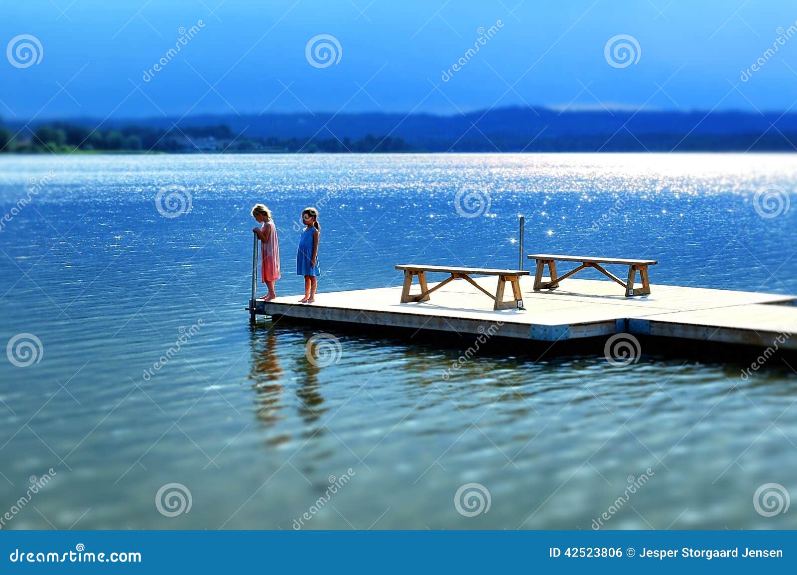 Summer girls editorial photo. Image of atmosphere, lake - 42523806
