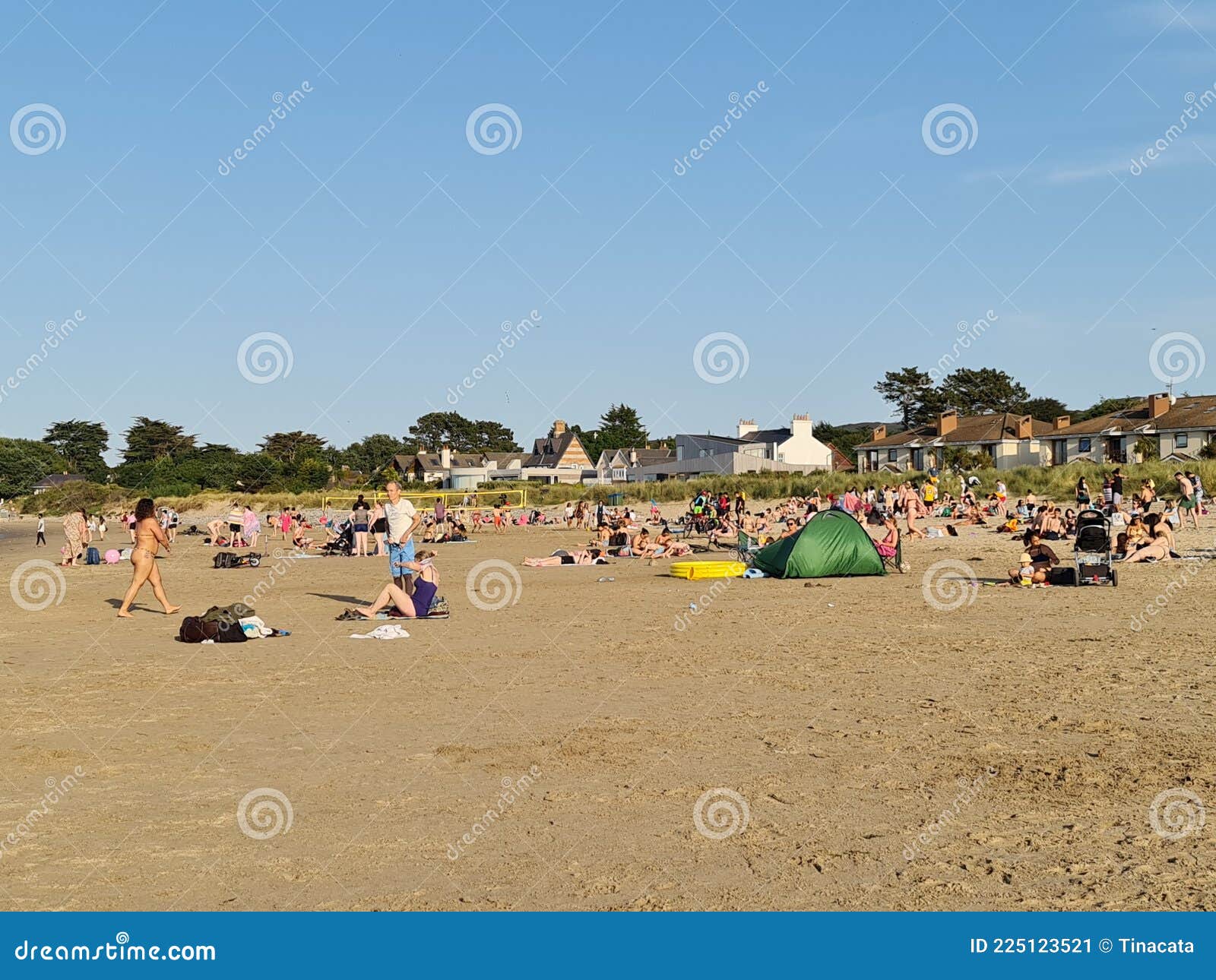 2021 Summer Heatwave in Ireland.Burrow Beach,Dublin 13, Sutton ...