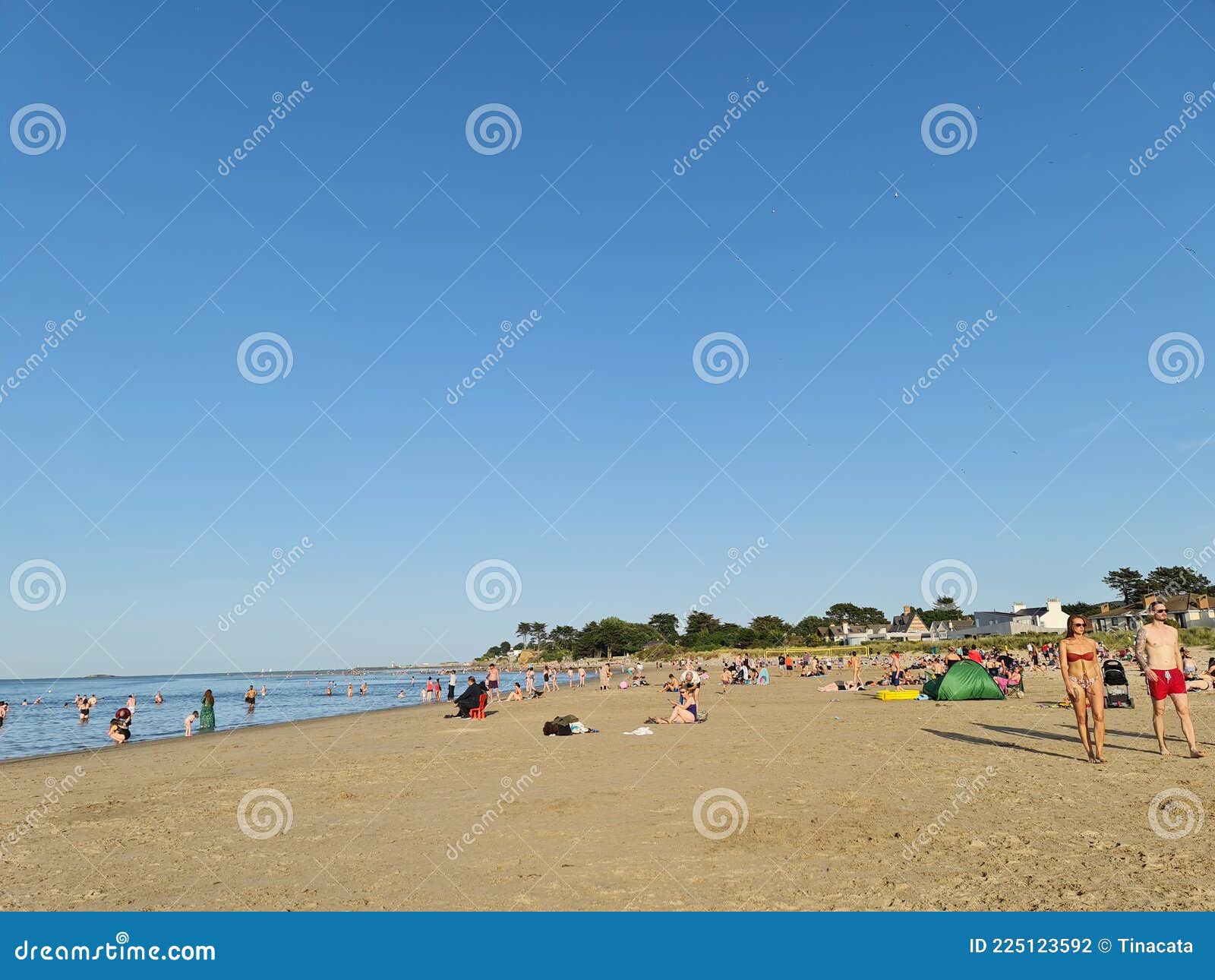 2021 Summer Heatwave in Ireland.Burrow Beach,Dublin 13, Sutton ...