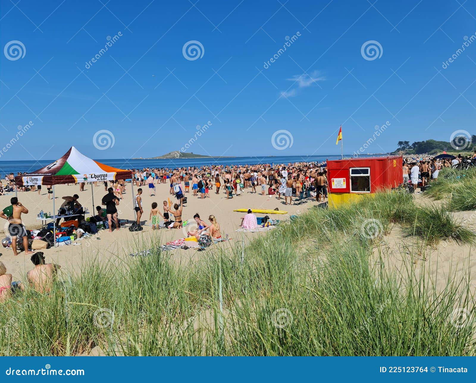 2021 Summer Heatwave in Ireland.Burrow Beach,Dublin 13, Sutton ...
