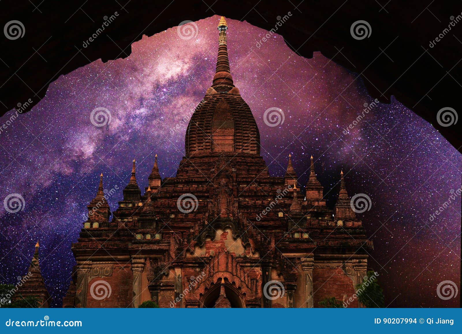 Summer Milky Way with Ancient Temple,bagan Stock Photo - Image of ...