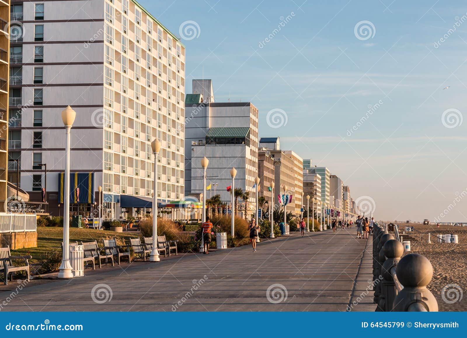 Summer Morning on Virginia Beach Boardwalk Editorial Stock Image ...
