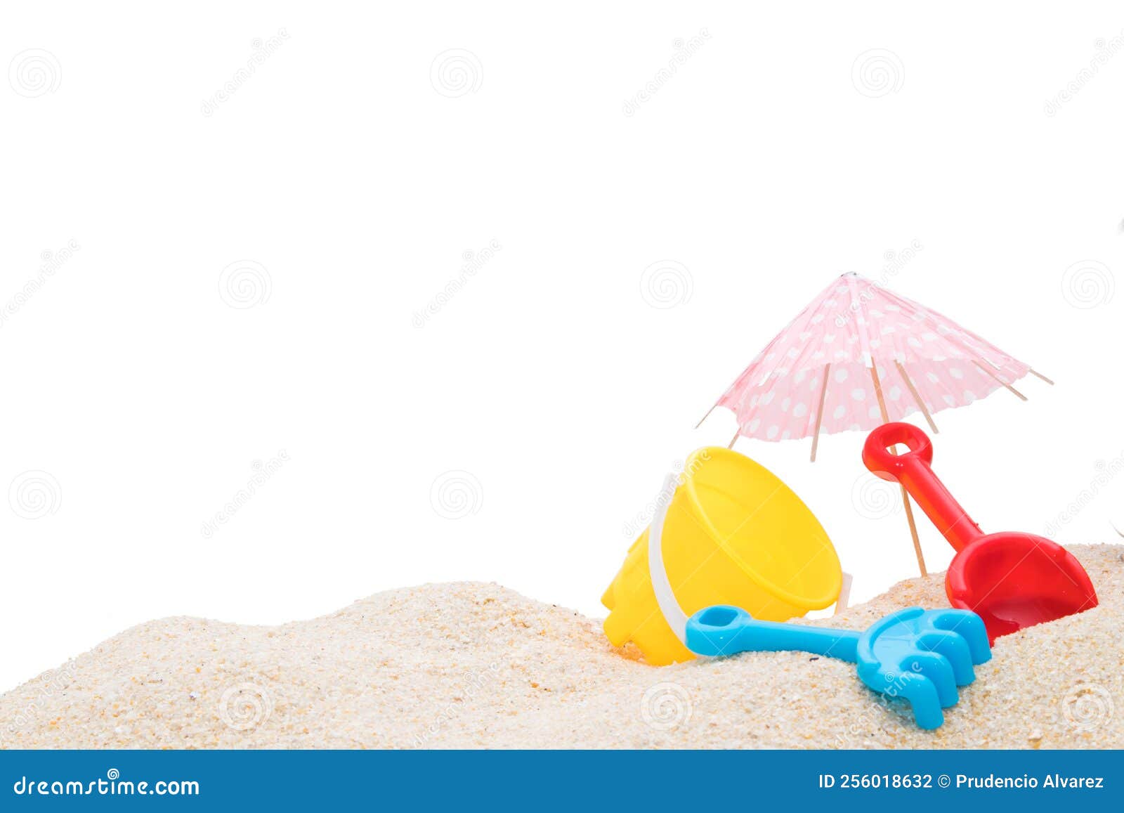 Summer objects isolated stock photo. Image of beach - 256018632