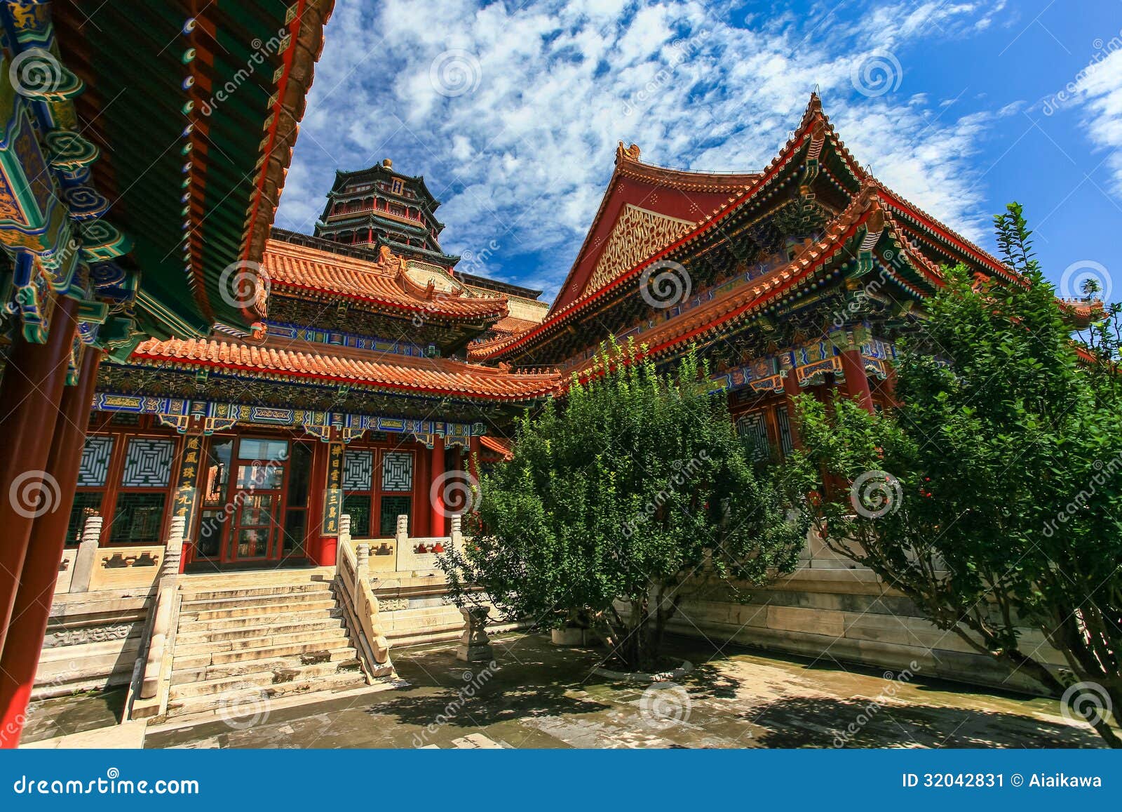 Summer Palace, Beijing, China Stock Image - Image of buddha, fine: 32042831