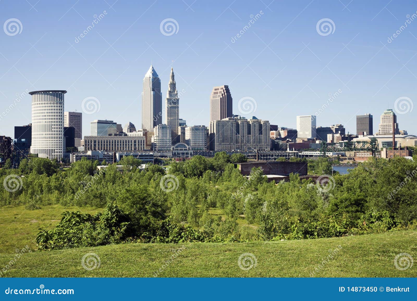 Summer Panorama of Cleveland Stock Photo - Image of famous, urban: 14873450