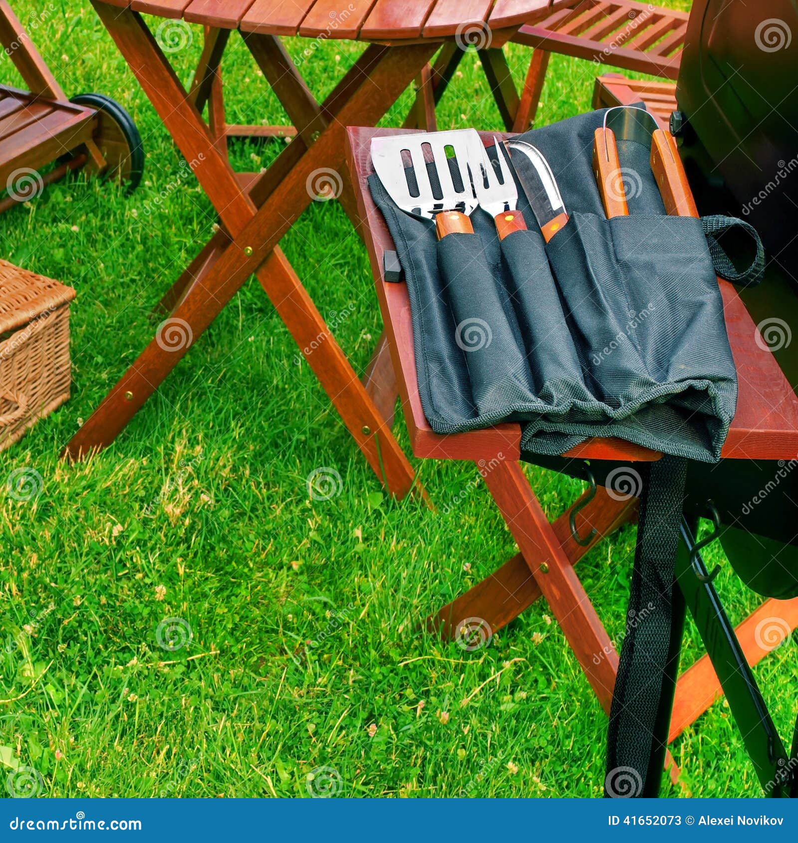 Summer Picnic in the Backyard Stock Image - Image of nature, field ...