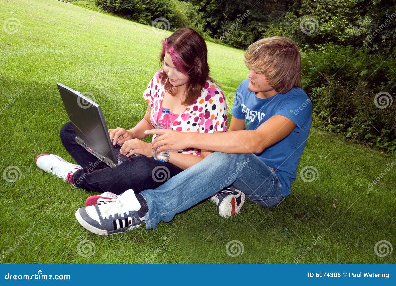 Summer Studies Picture. Image: 6074308