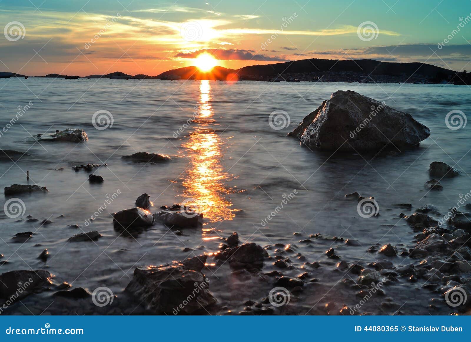 Summer Sunset upon Seashore Stock Image - Image of holiday, shine: 44080365