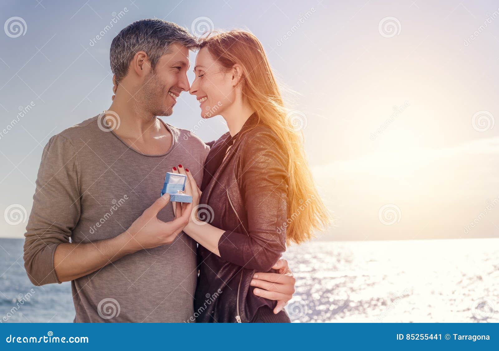 Summer wedding proposal stock image. Image of beauty - 85255441