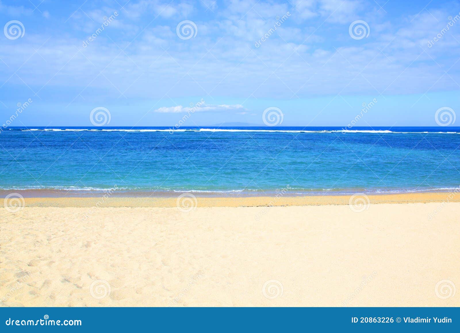 Summertime at the beach stock photo. Image of landscape - 20863226